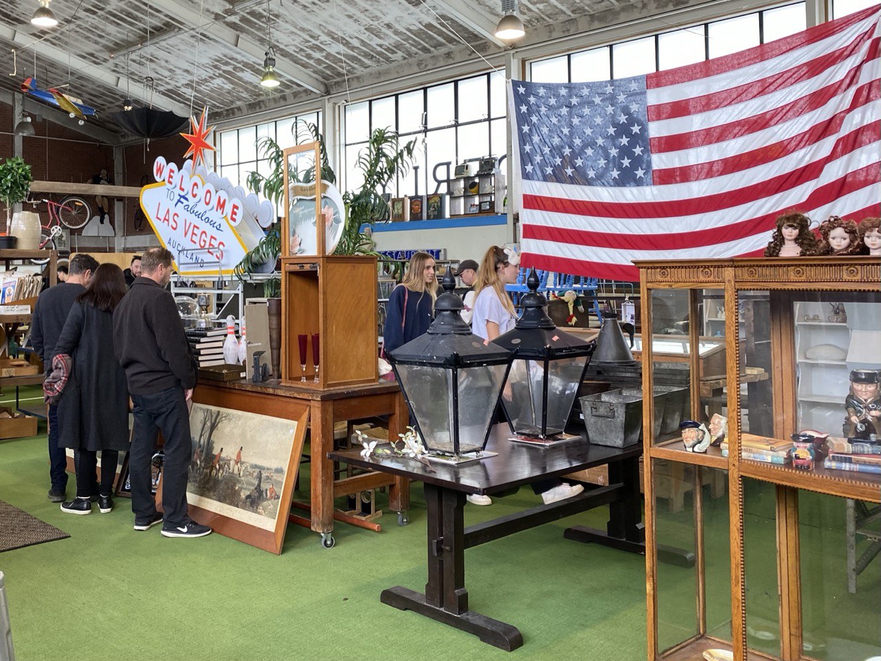 Buying shares in the USA – Sharesies vs Hatch vs Stake – Money King NZ